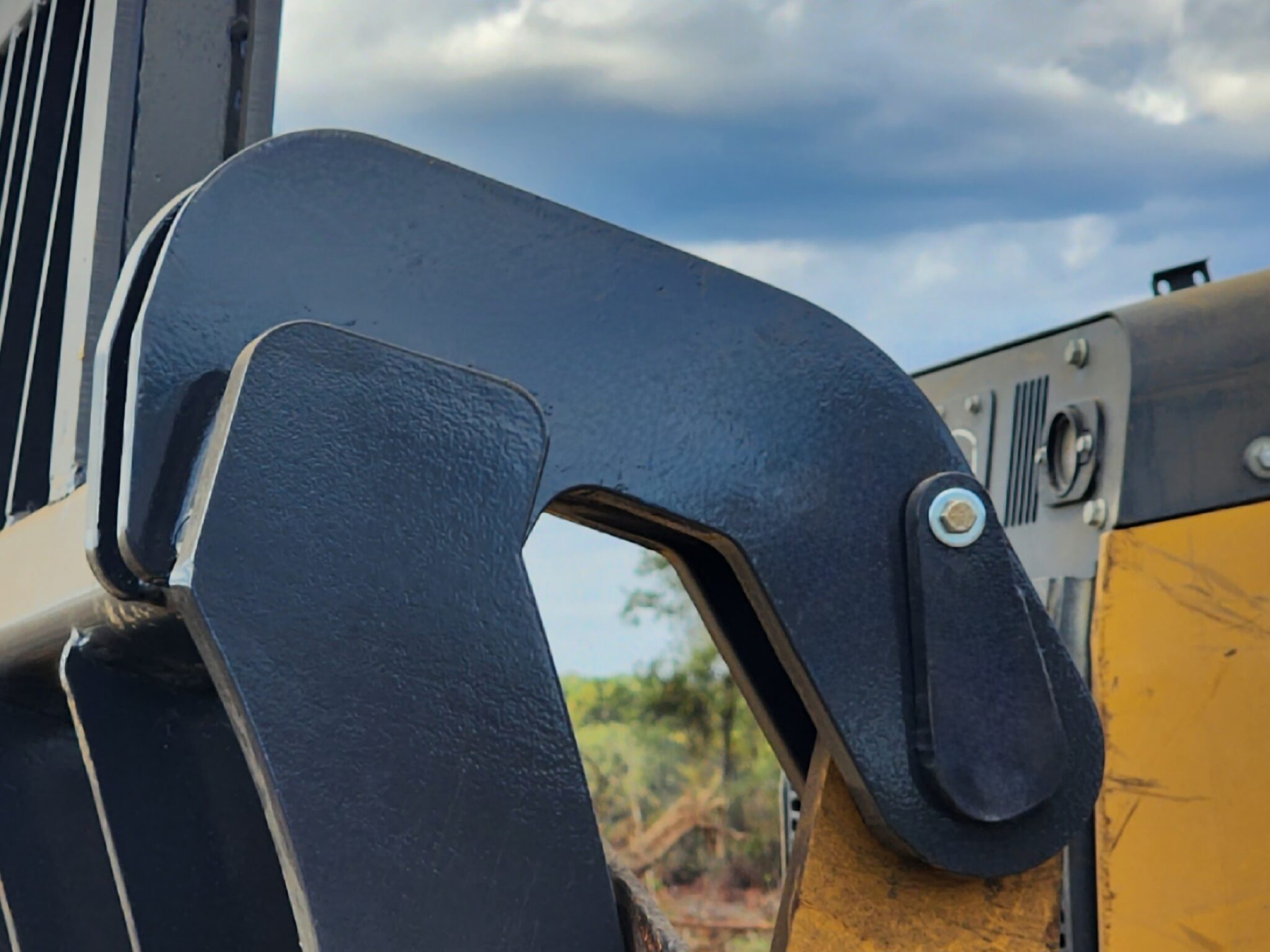 Bulldozer Root Rake - Armor Cage